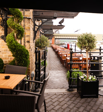 The 16 Best London Riverside Pubs | LondonBest