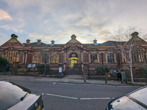 The 16 Best Public Libraries in London | LondonBest